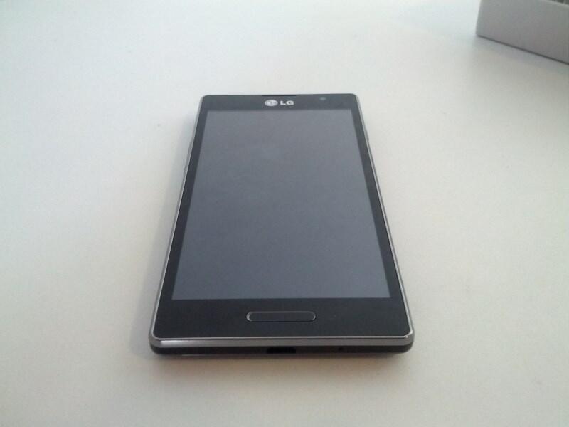 LG P760 Optimus L9 im Test: Der erste Eindruck