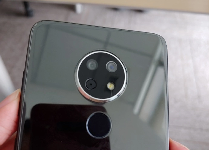 Nokia: Erste Fotos zeigen Smartphone mit 48-Megapixel-Kamera