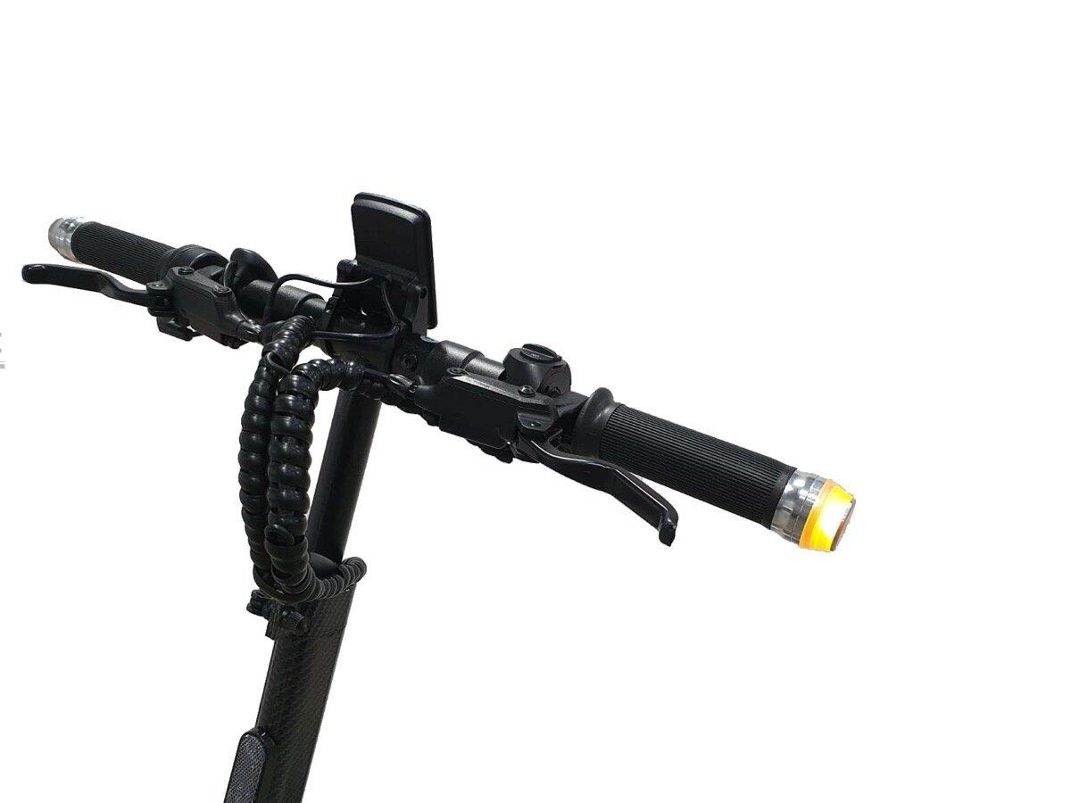Exit Cross 2.0: IO HAWK verbessert E-Scooter