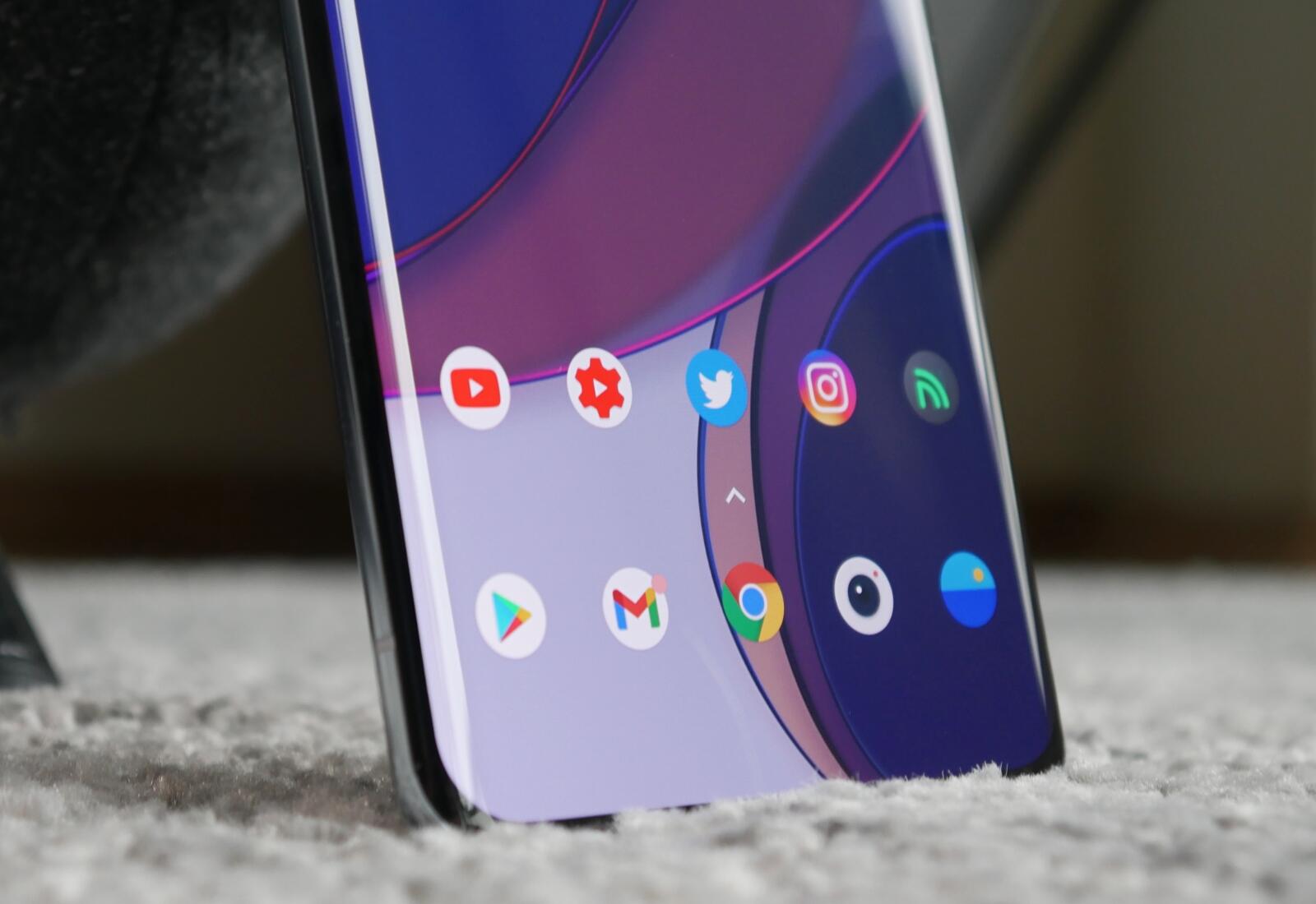 OxygenOS 12: OnePlus wird CPU-Drosselung mit Android 12 optional machen