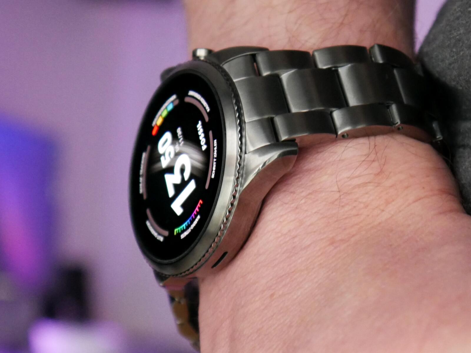 Wear OS: Fossil stellt neue Diesel-Smartwatch vor Marktstart ein