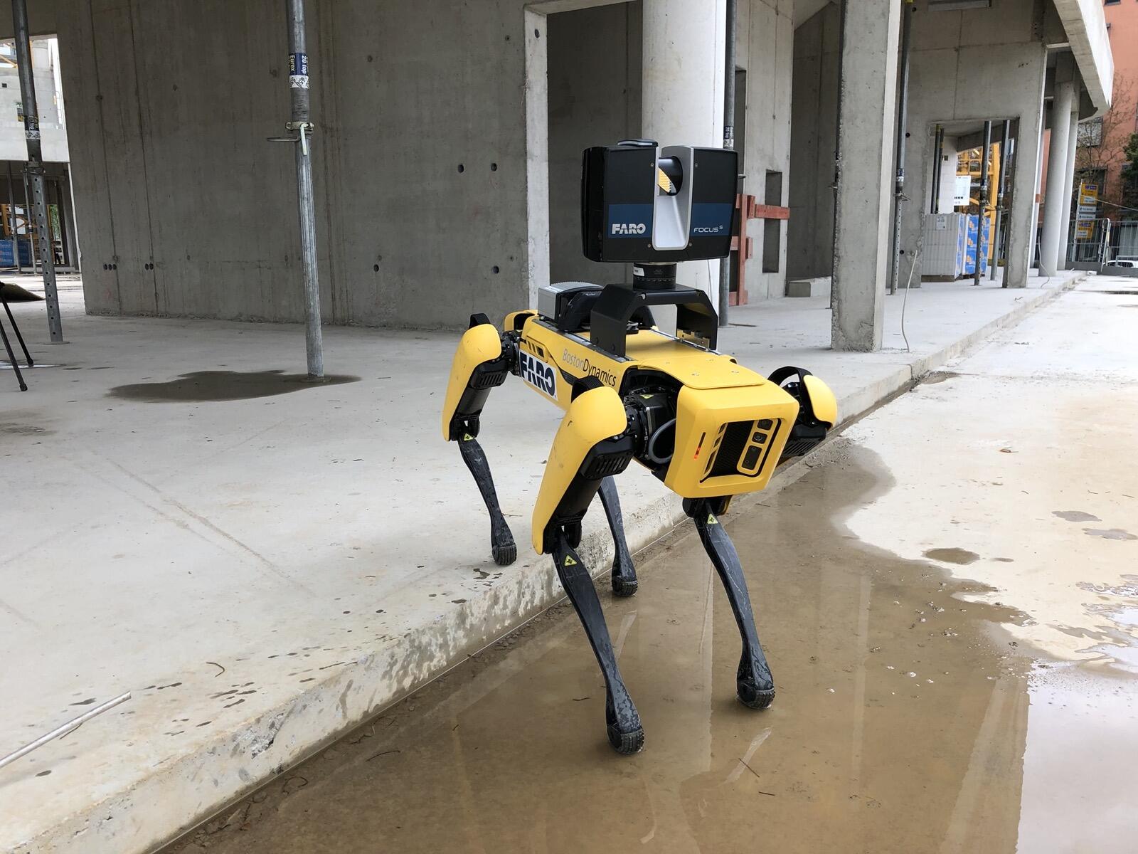 Roboterhund Spot soll Baustellen digitalisieren