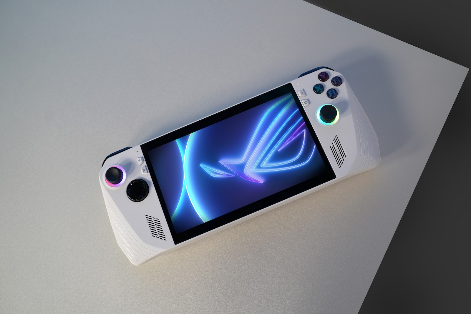 ASUS ROG Ally: Gaming-Handheld erhält Firmware-Update