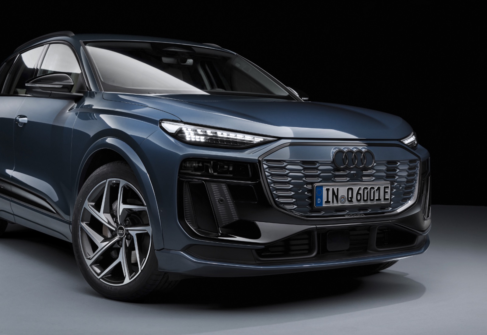 Audi Q6 e-tron konfigurieren: Elektro-SUV kostet bis zu 100.000 Euro