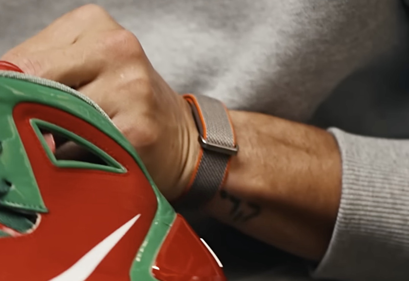 Das neue Fitbit Band: Google greift Whoop an